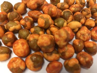 China Sriracha Green Spicy Roasted Green Peas Organic Products OEM Pet Jar Packing for sale
