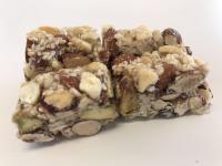 China Assorted Crunch Nut Cluster Snacks , Yummy Cashew Nut Clusters Kid Friendly for sale