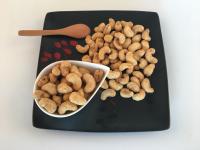 China Delicious Coated Roasted Cashew Nuts Snacks Low Fat No Food Color for sale