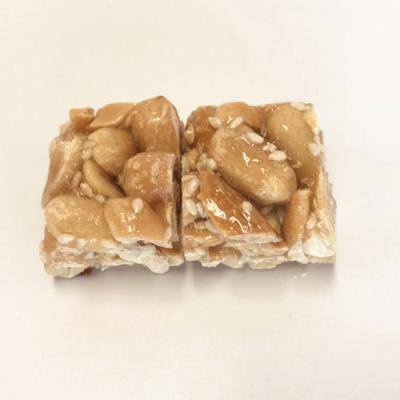 China Delicious Flavor Very Crispy Peanut Nut Crunch Snacks with Bulk Bag OEM for sale