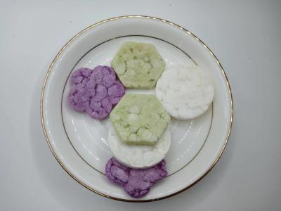 China Calcium Iron Zinc Baby Vegetable Rice Crackers for sale