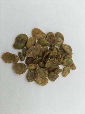 China Black Gold Garlic Infused Emerald Broad Bean Chips for sale