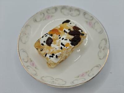 China Delicious Mixed Fruit Flavor Sachima Snacks for sale