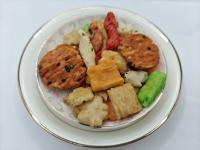 China Original Customized Flavors Mixed Rice Crackers Variety Pack Bulk Packaging With Oil Ingredients for sale