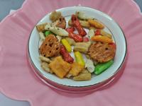 China Original Customized Flavors Mixed Rice Crackers Variety Pack Bulk Packaging With Oil Ingredients for sale