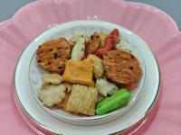 China Original Customized Flavors Mixed Rice Crackers Variety Pack Bulk Packaging With Oil Ingredients for sale