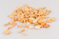 China Chilli Flavor Rice Crackers and Peanuts Mix - HACCP Certified Soya Bean Snacks with Customizable Flavors for sale