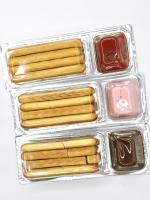 China Strawberry Dip Crisps with Real Strawberry Puree and Calcium Enriched Non-GMO Kids Lunch Box Treats for sale