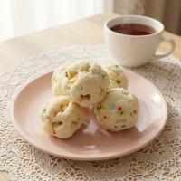 China White Chocolate Crispy Rice Balls with Colorful Sprinkles Festive Light Crunchy Soya Snacks For Holiday Gift Party Dessert Supermarket Confectionery Wholesale Importers for sale