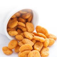 China Customized Coated Crispy Broad Bean Chips Chili/Chilli/Spicy Flavor Fried Fave Beans Roasted Crunchy Snack for sale