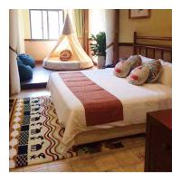 China Round And Rectangle Hand Tufted Carpet Cartoon Carpet For Kids Teen Room for sale