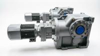 China IP54 Helical Bevel Gear Motor Featuring Shaft Material 40Cr and 20CrMnTi Suitable for Various Industrial Applications for sale