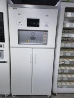 China Textile Scrub Suits Recycling Vending Machine 80 Suits Capacity RFID Operated for sale