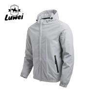China Lightweight Windproof Full Sleeve Quick Dry Outdoor Utility Shell Men's Hooded Windproof Outdoor Sports Jacket for sale