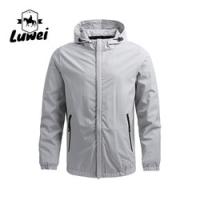 China Hot Sale Climbing Sport Male Hooded Chaquetas Rectas Utility Para Hombre Outer Short Anti-wrinkle Men's Jacket for sale