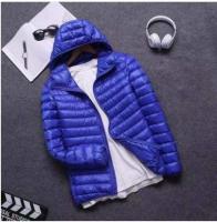 China Outdoor Light Hooded Winter Jacket Warm Duck Nylon Bubble Puffer Men Jackets for sale