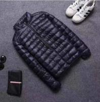 China Outdoor Light Hooded Winter Jacket Warm Duck Nylon Bubble Puffer Men Jackets for sale