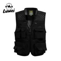 China Custom Design Zip Black Utility Outdoor Workwear Journalist Multi-pocket Sleeveless Fishing Men Vest with Mesh for sale