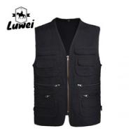 China Causal Multi-pocket Sleeveless Oversize Top Utility Waistcoat V-neck Cardigan Zipper Biker Vest Men Hiking Fishing Vests for sale