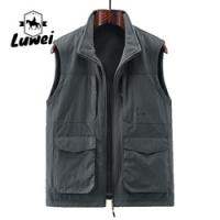 China Multi Pockets Cargoes Waistcoat Solid Color Utility Zipper Sleeveless Sherpa Windbreaker Softshell Vest for Mens for sale
