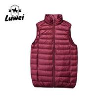 China Wholesale Customs Logo Fashion Winter Lightweight Utility Gilet Casual Waistcoat  Winter Down Vest For Men for sale