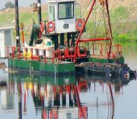 China 18 Inch Main Power 895kw Speed 1800r/Min Mud Dredger for Beach Nourishment for sale