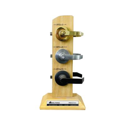 China Custom Wooden Display Racks Countertop 3 Set Door Lock Display for sale