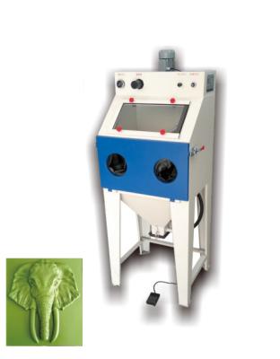 China High Performance Keychain PVC Dispensing Machine Metal Sandblasting for sale