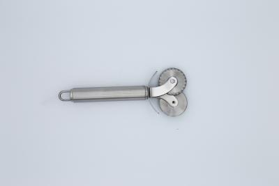 China 304 Stainless Steel Food Grade Pizza Cutter 8 Inch Non Toxic Odorless for sale