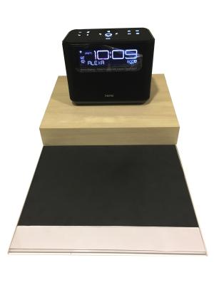 China Acrylic Countertop Wooden Shop Display Stands For Hypermarket for sale