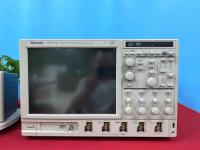 China Tektronix DPO7104 Digital Phosphor Oscilloscope with 1 GHz Bandwidth, 4 Channels, and 10 GS/s Sample Rate for sale