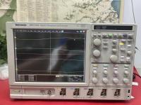 China Tektronix DPO7104 Digital Phosphor Oscilloscope with 1 GHz Bandwidth, 4 Channels, and 10 GS/s Sample Rate for sale