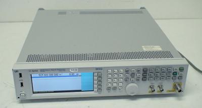China N5182B MXG X-Series Vector RF Signal Generator with 9 kHz to 6 GHz Frequency Range and +27 dBm Output Power for sale
