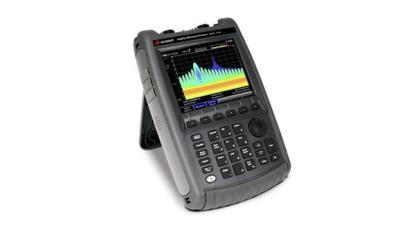 China N9951B FieldFox Handheld Microwave Analyzer 44 GHz with 120 MHz Real-Time Bandwidth and Lightweight Design for sale