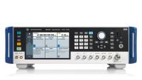 China R&S SMA100B RF and Microwave Signal Generator with 72 GHz Frequency Range -132 dBc SSB Phase Noise and 38 dBm Output Power for sale