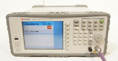 China Keysight N9310A RF Signal Generator 9 KHz - 3 GHz Benchtop Compact Size for sale