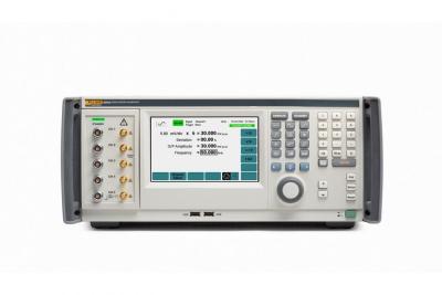 China Fluke 9500C Fully Automated Oscilloscope Calibrator with 4 GHz Leveled Sine Waves and Multi-Channel Output for sale