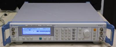 China Rohde & Schwarz SMR27 27GHz Microwave Signal Generator Pre-Owned Test Equipment with Excellent Spectral Purity for sale