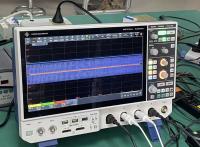 China Rohde and Schwarz MXO44 Digital Oscilloscope with 200 MHz Bandwidth 4 Channel and 12-bit ADC for sale