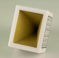 China Schwarzbek BBHA 9170 Broadband Horn Antenna with 14-40 GHz Frequency Range, 15-20 dBi Gain, and SMA-Compatible Female Connector for sale