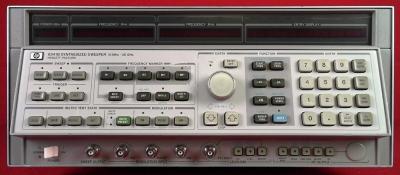 China Keysight 8341B Synthesized Signal Generator 10 MHz to 20 GHz with Low Spurious Noise and Pulse AM FM Modulation for sale