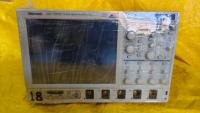 China Pre-Owned Tektronix MSO72004C Mixed Signal Oscilloscope with 20GHz Bandwidth 4 Channels and 100 GS/s Sample Rate for sale