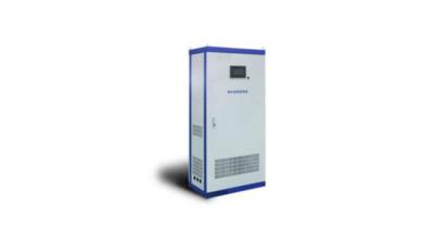 China 3000VA 5200VA Off Grid Solar Inverter 450V High Frequency Pure Sine Wave for sale