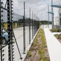 China High Strength Electric Security Fence For House With 316 Stainless Steel Wire for sale