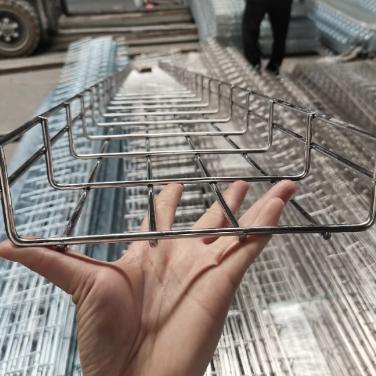 China 316 Stainless Steel Wire Mesh Cable Tray Pickled Passivation For Wiring for sale