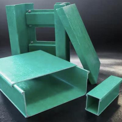 China Corrosion Proof 200mm X 100mm FRP Cable Support Tray With Protective Cover for sale