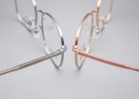China Rectangle Metal Frame Glasses Modern Style Metal Glasses Framework for sale