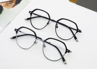 China Ultralight Titanium Glasses Unisex Rectangle Pure Titanium Glasses for sale