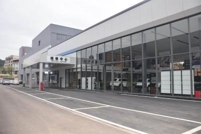 China Q235B Steel Frame Warehouse With Insulated Roof And Wall Panels for sale