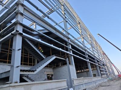 China Decorative aluminum panel and Glass curtain wall designed modern prefab steel structure commercial buildings for sale